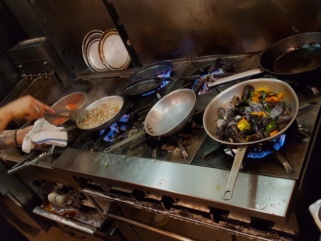 Fi2W on the Radio: Filipino Food Shame – Is it ‘Hiya’ or History ...